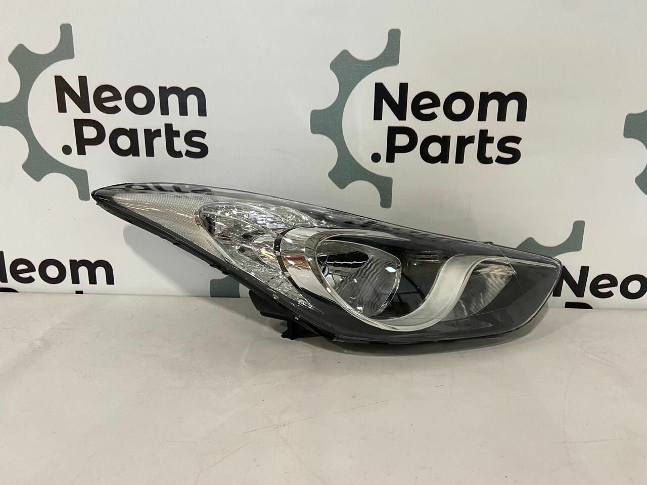 Фара правая (электро) Hyundai Elantra 5 MD 2011-2014, Neom.Parts