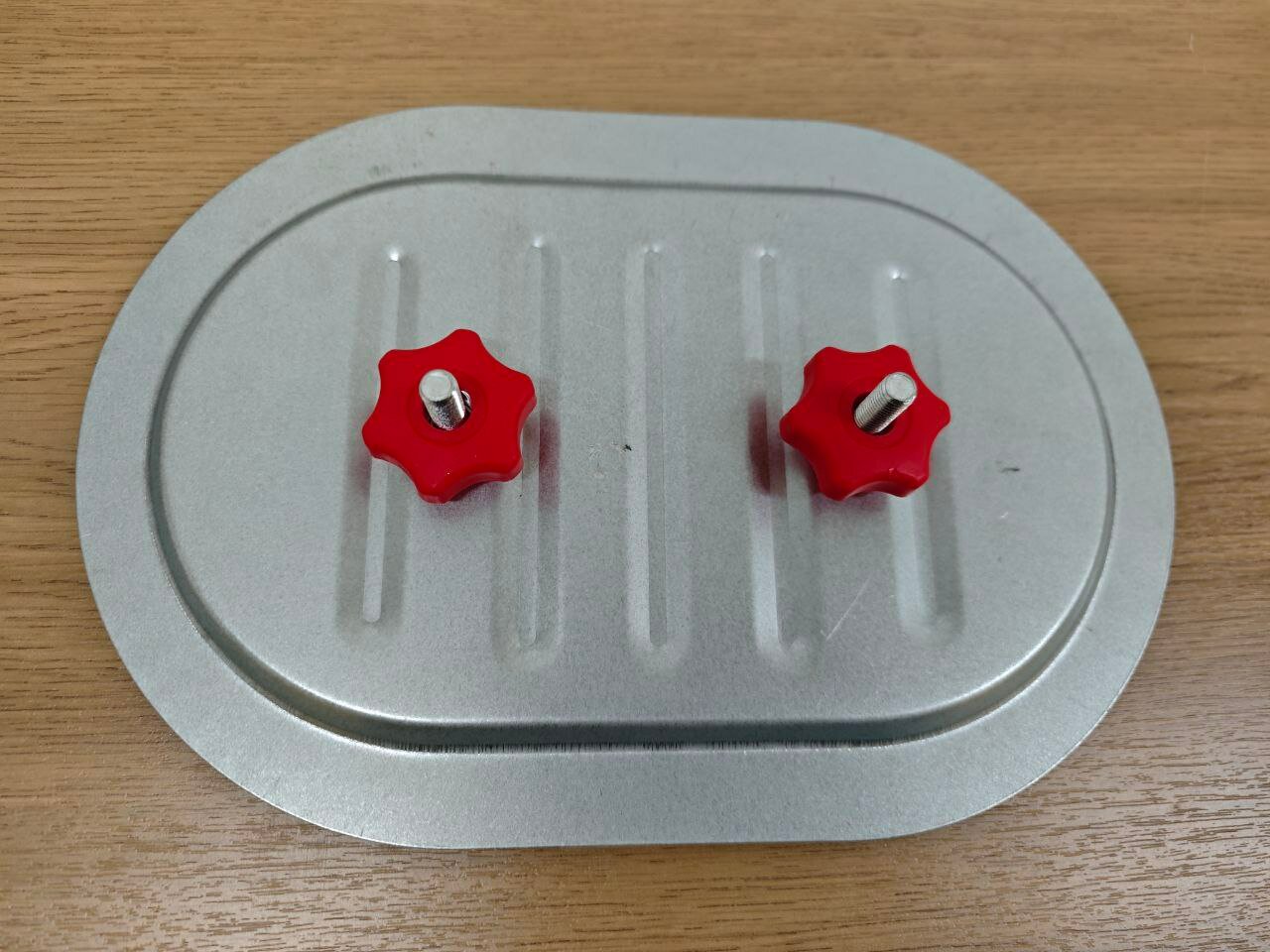 Люк инспекционный для прямоугольных воздуховодов вентиляции FAD-B (размер 300x200)