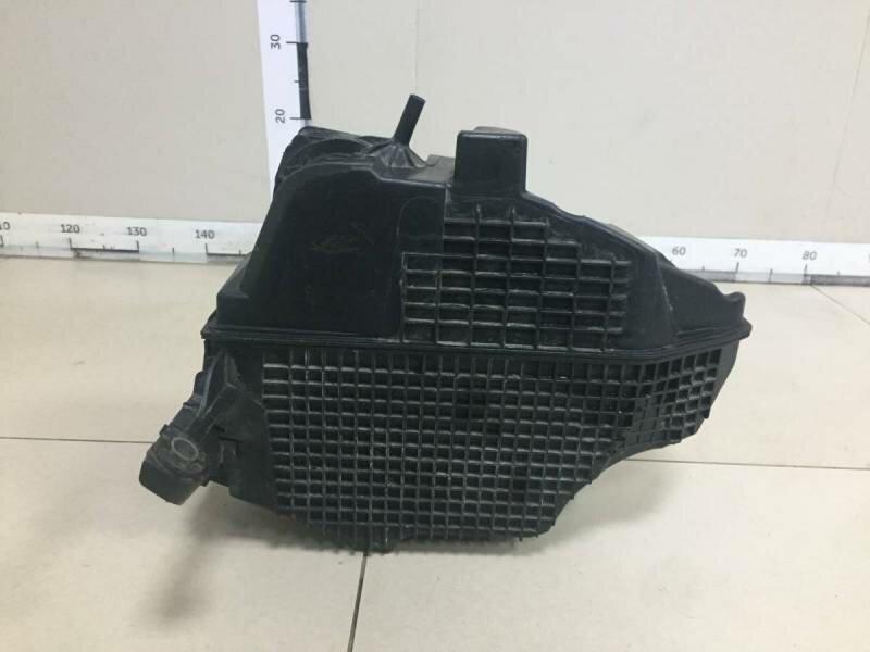 Корпус воздушного фильтра Renault Duster 2012 кат.номер: 165000974R