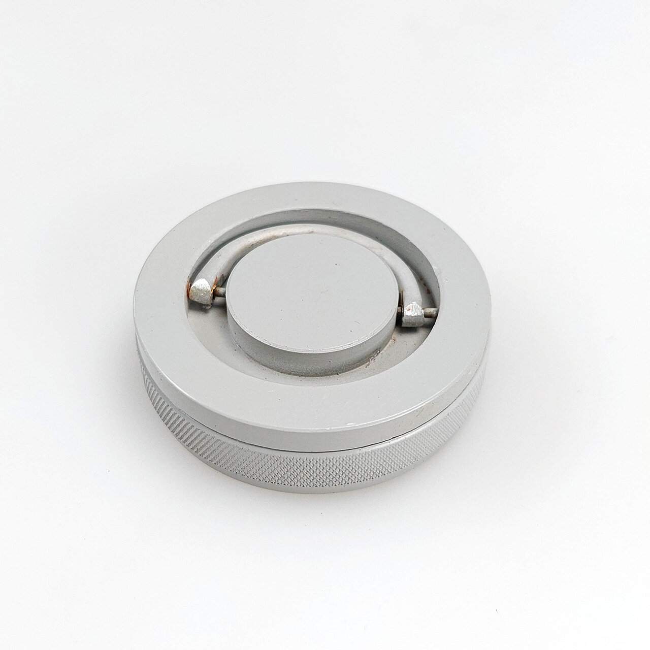 Металлическая ручная оснастка - "брелок", алюминий-лак, д. 42 мм, с полукольцом, без подушки"