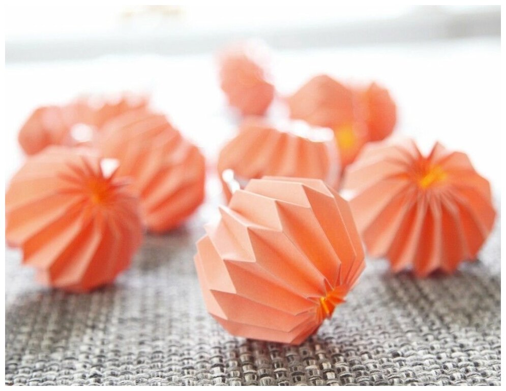 Электрогирлянда шарики оригами, розовая, 10 тёплых белых LED-огней, прозрачный провод, таймер, батарейки, 2.25 м, STAR trading 728-73