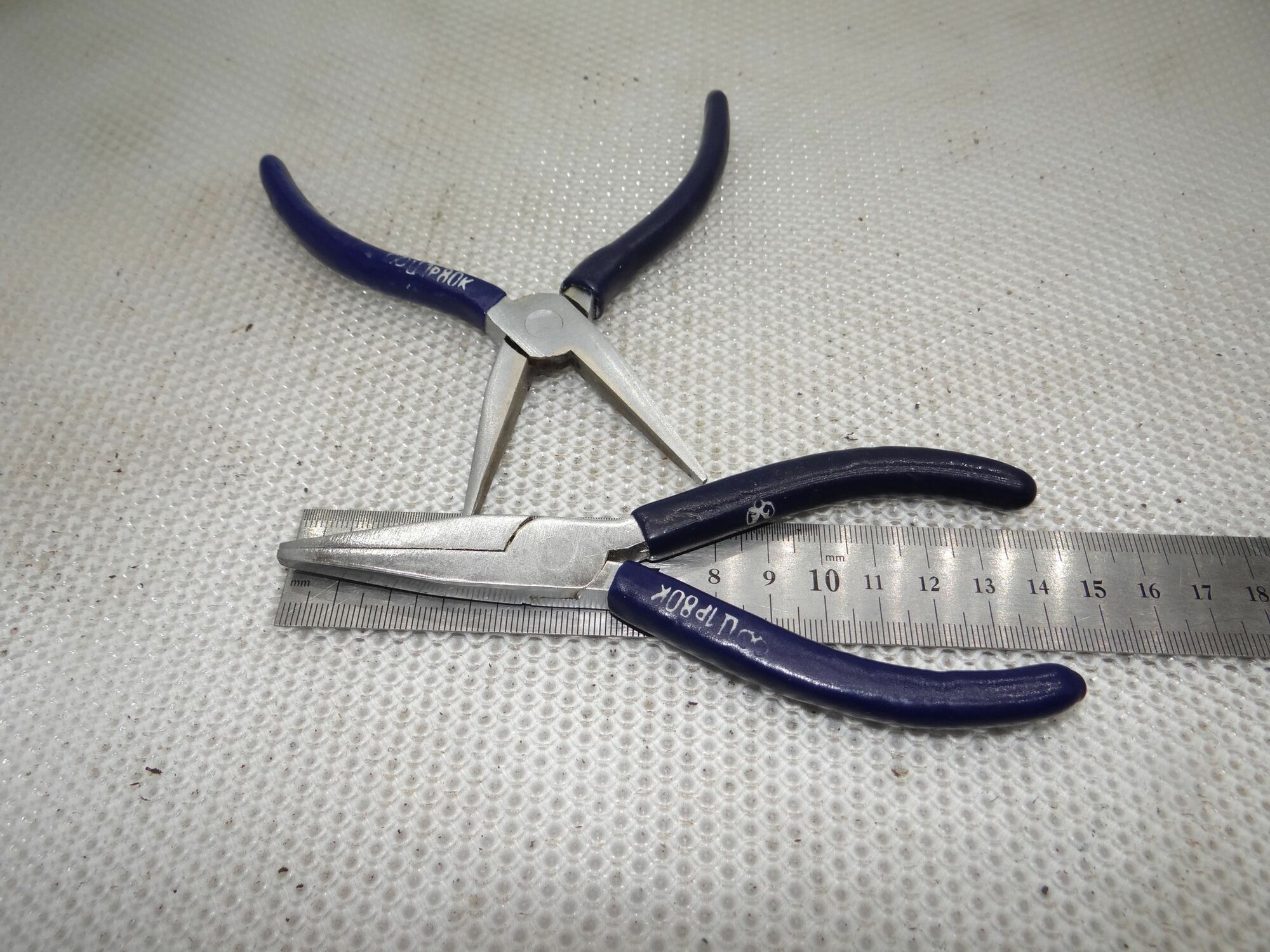 Длинногубцы 140 мм с силиконовыми ручками соотв. ГОСТ СССР