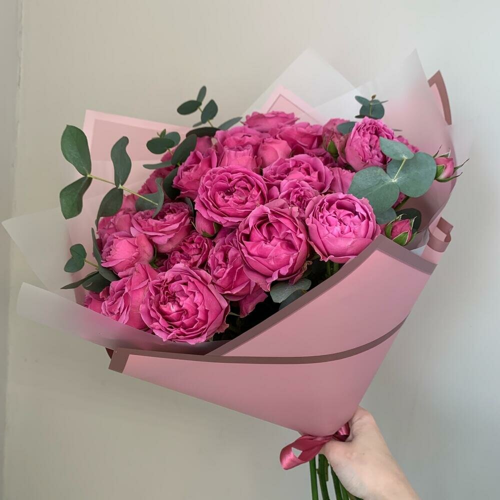 Букет "Роза кустовая" для любимой женщины, бабушки, делового партнера, мамы или ребенка