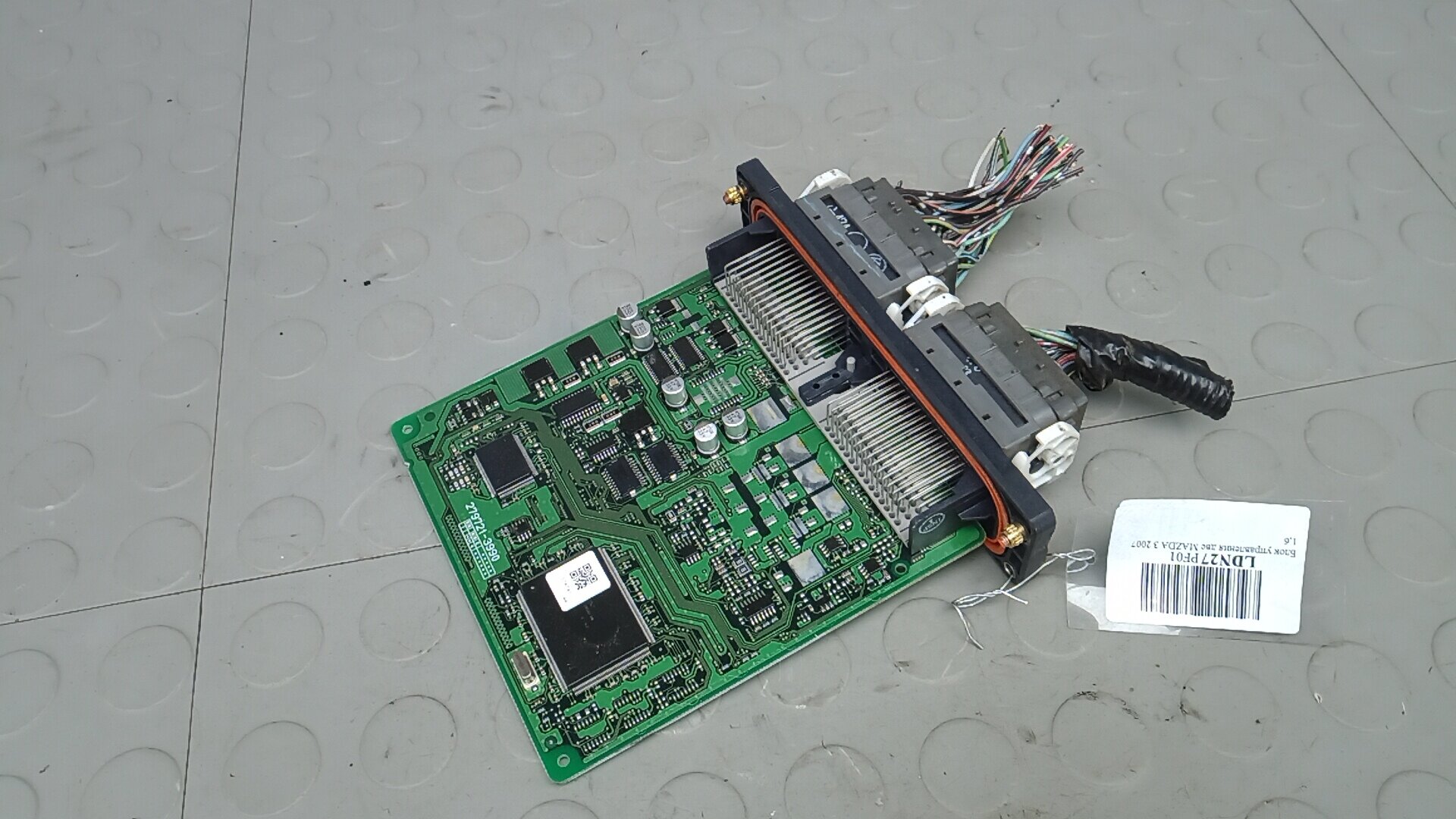 Блок управления двс MAZDA 3 1, Номер 100140-9371