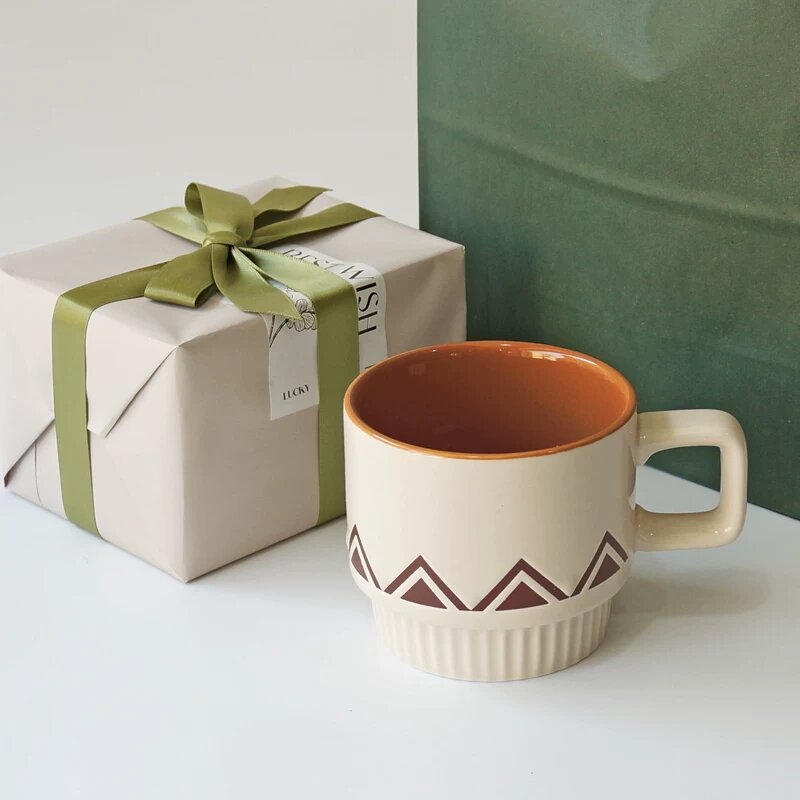 Винтажная женская кружка в скандинавском стиле, креативная простая керамическая чашка для кофе, чая, воды, для