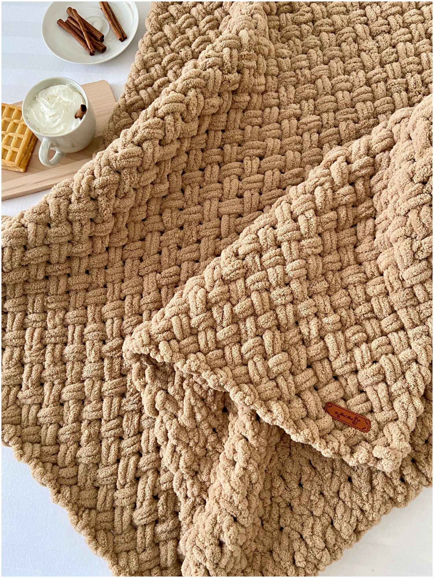 Плед крупной вязки Премиум качества 110*180 см в бежевом цвете, ручная работа, 1спальный, плюшевый плед-покрывало