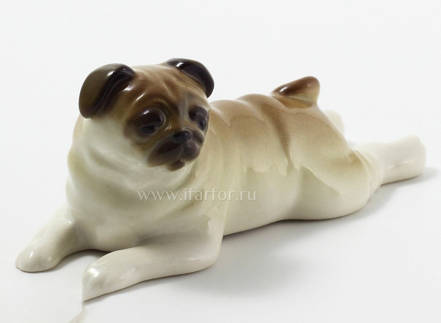 Скульптура Мопс лежащий Мопс