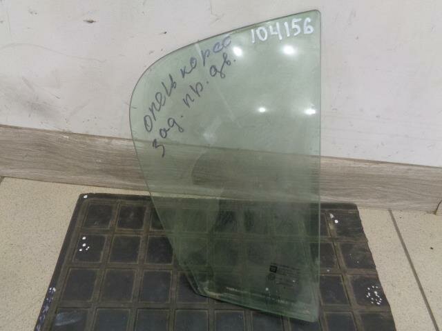 Форточка двери задняя правая от Opel Corsa D 2006-2014