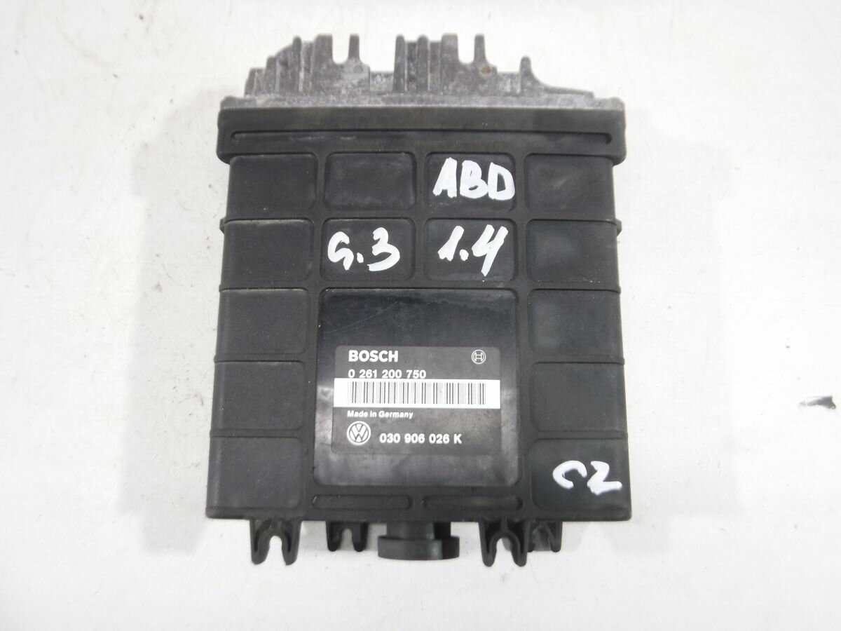 Блок управления двигателем Volkswagen Golf Mk3 (1991—2000) 030906026K