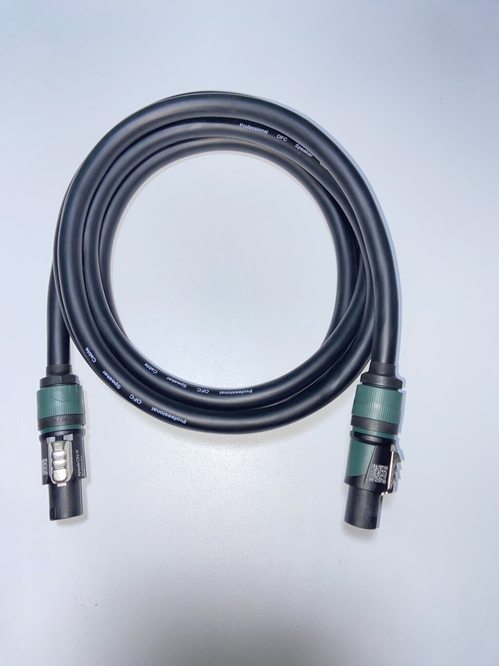 YES-SP002NE-3m Кабель акустический с разъёмами Neutrik Speakon, 3м, YES