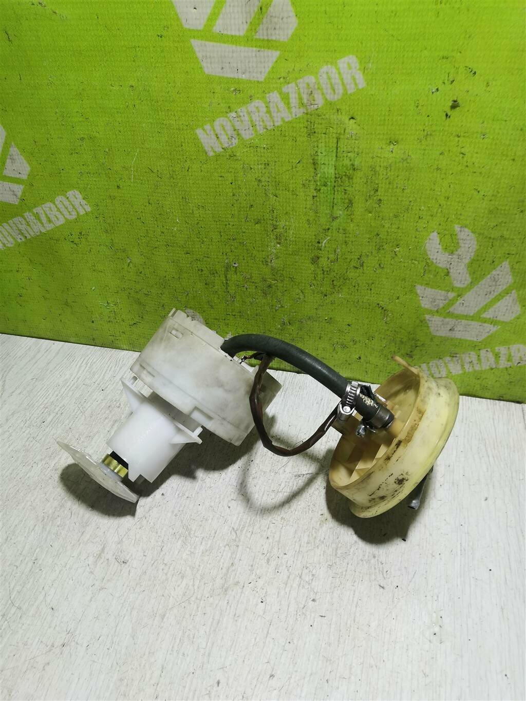 Насос топливный электро VW Passat B5 96-00