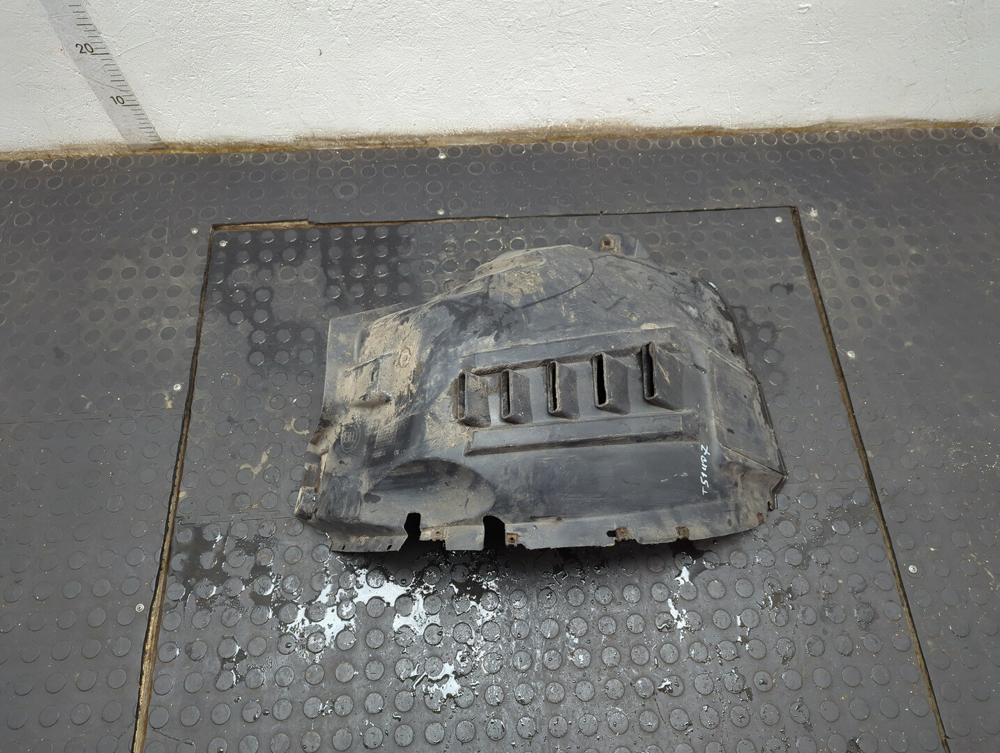 Защита арок (подкрылок) правая передняя Peugeot Boxer Б/У