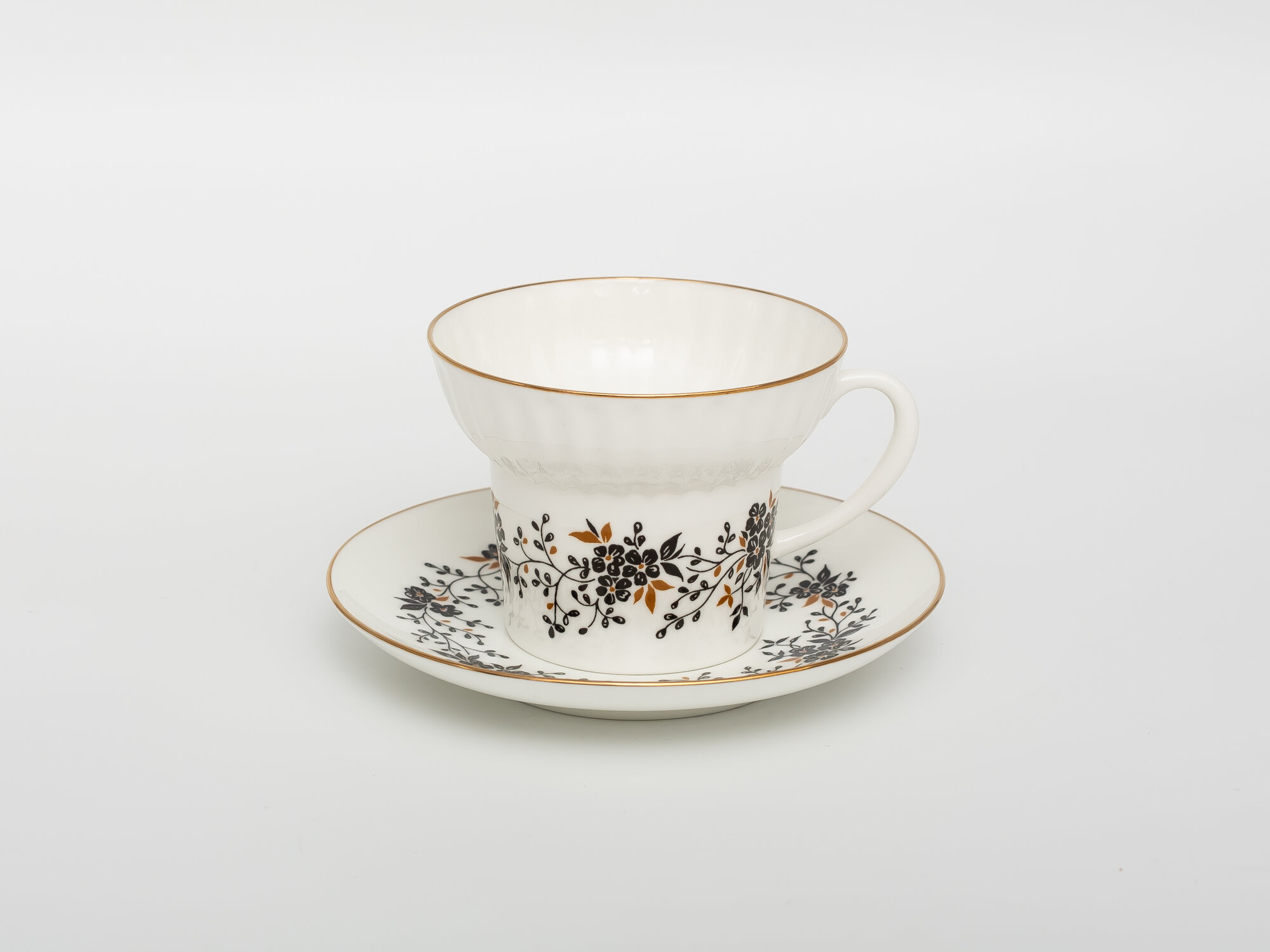 Чашка с блюдцем , форма Волна, рисунок "Тонкая веточка 1" КН1