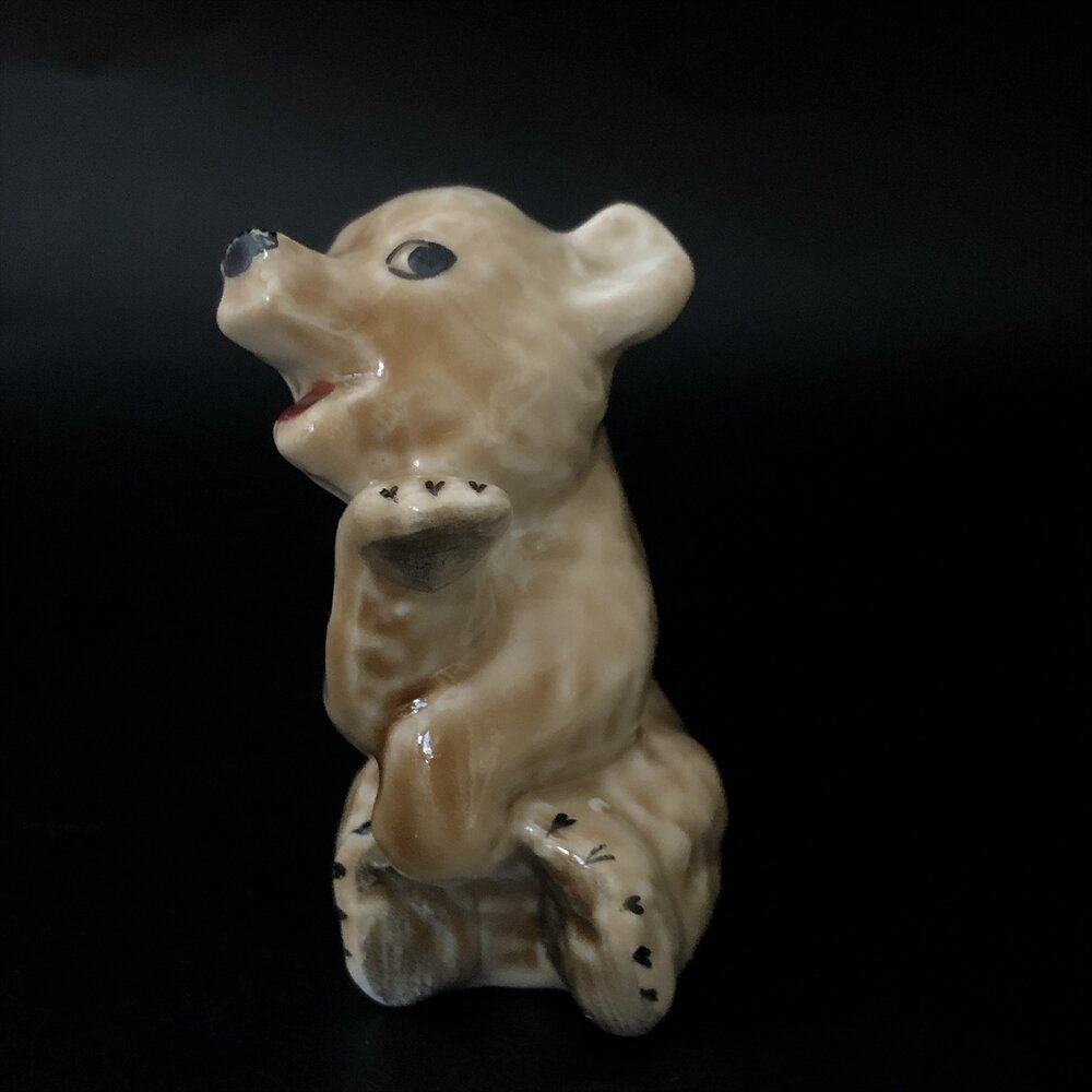 Статуэтка «Ревущий медвежонок», ЛФЗ, фарфор, СССР, 1950-е гг.