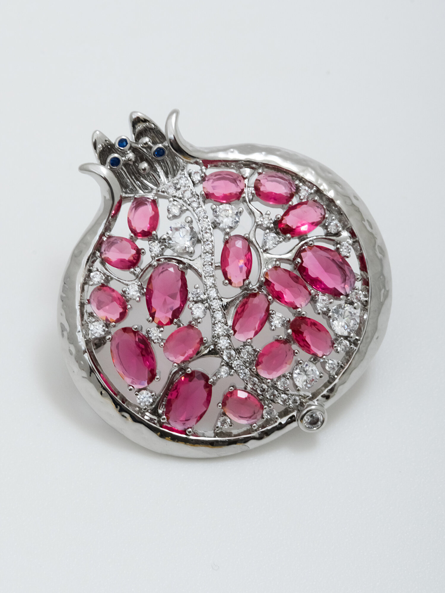 Брошь, кристалл