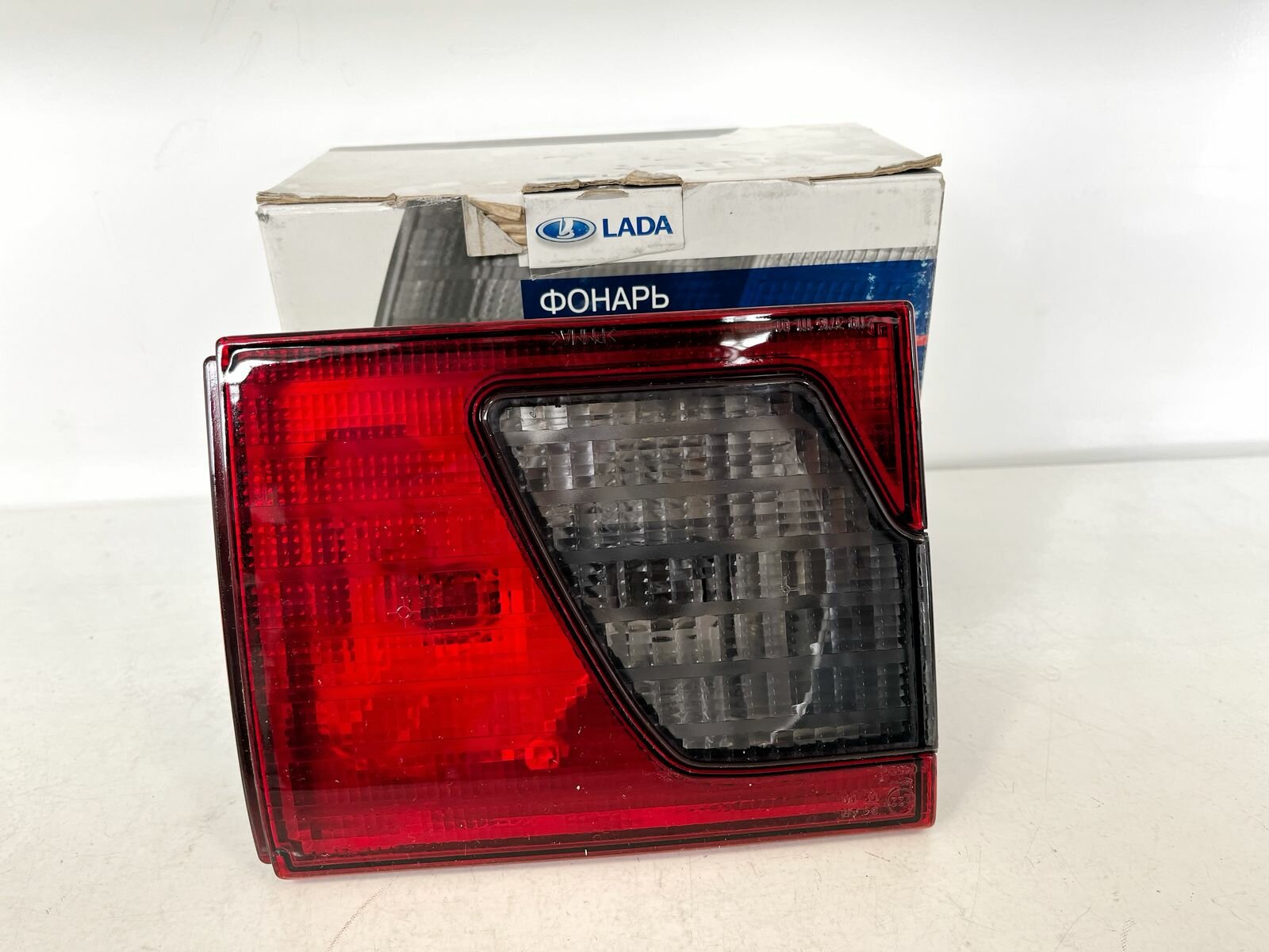 LADA Фонарь задний левый ВАЗ-2110 темн. (площадка) освар 21100-3716111-05