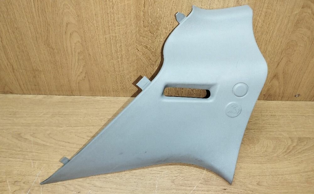Обшивка стойки задняя правая Opel Corsa D 13180581