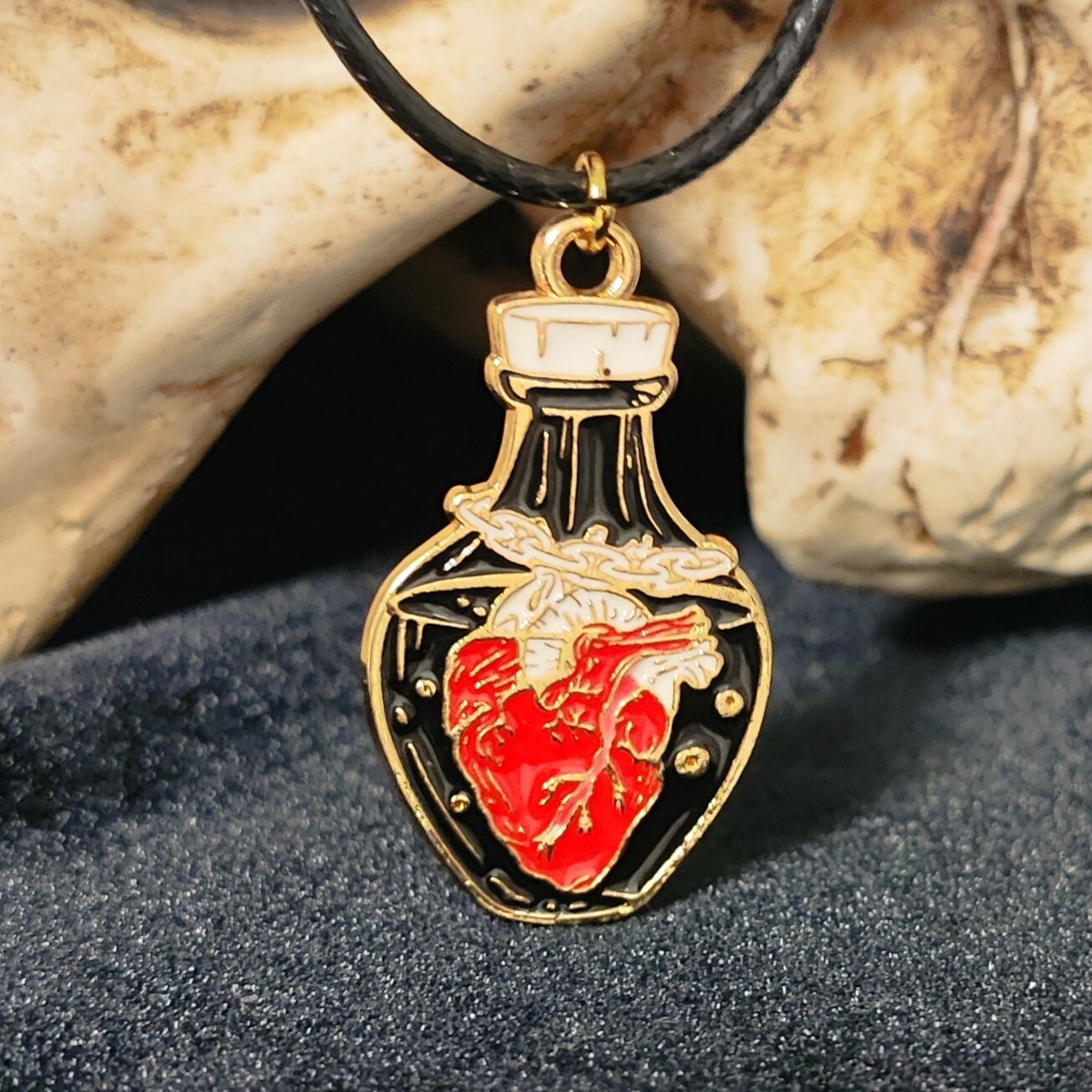 Подвеска, эмаль