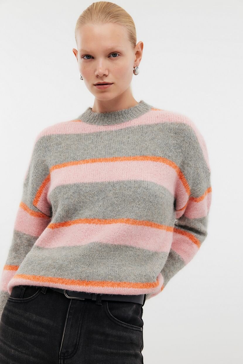 Джемпер B1324548