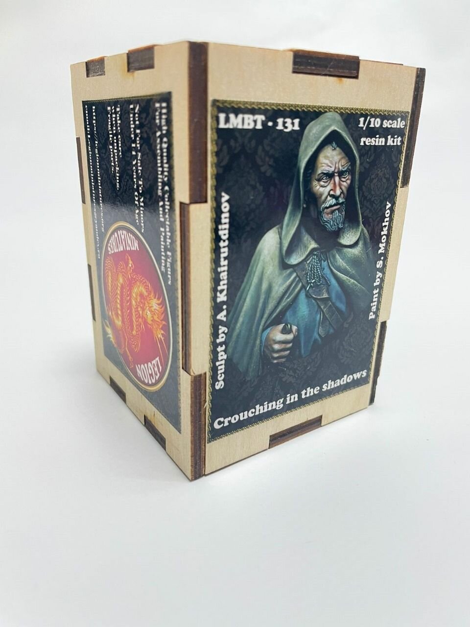 LMBT-131 Приседая в тени. бюст фигурка для моделирования Legion Miniatures масштаб 1/10