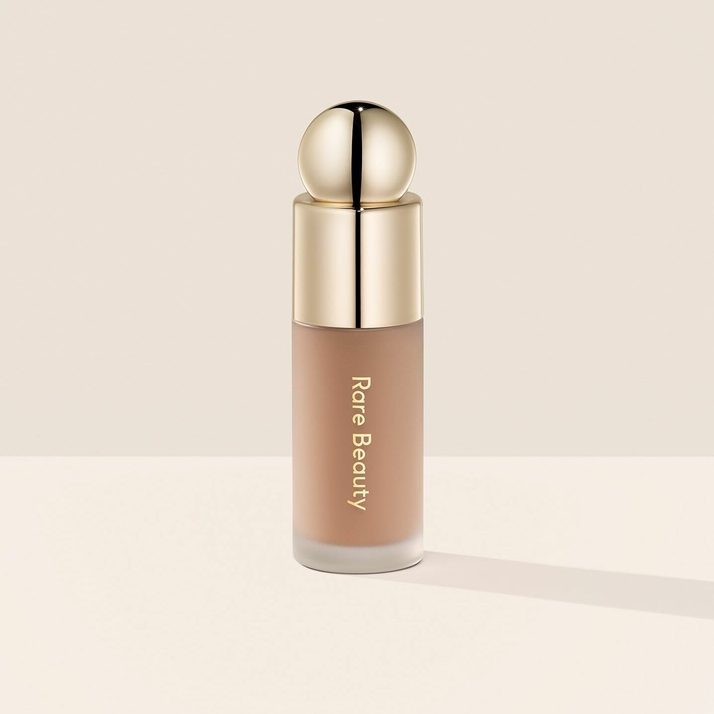 Жидкий скульптор Rare Beauty Soft Pinch Liquid Contour - Mellow