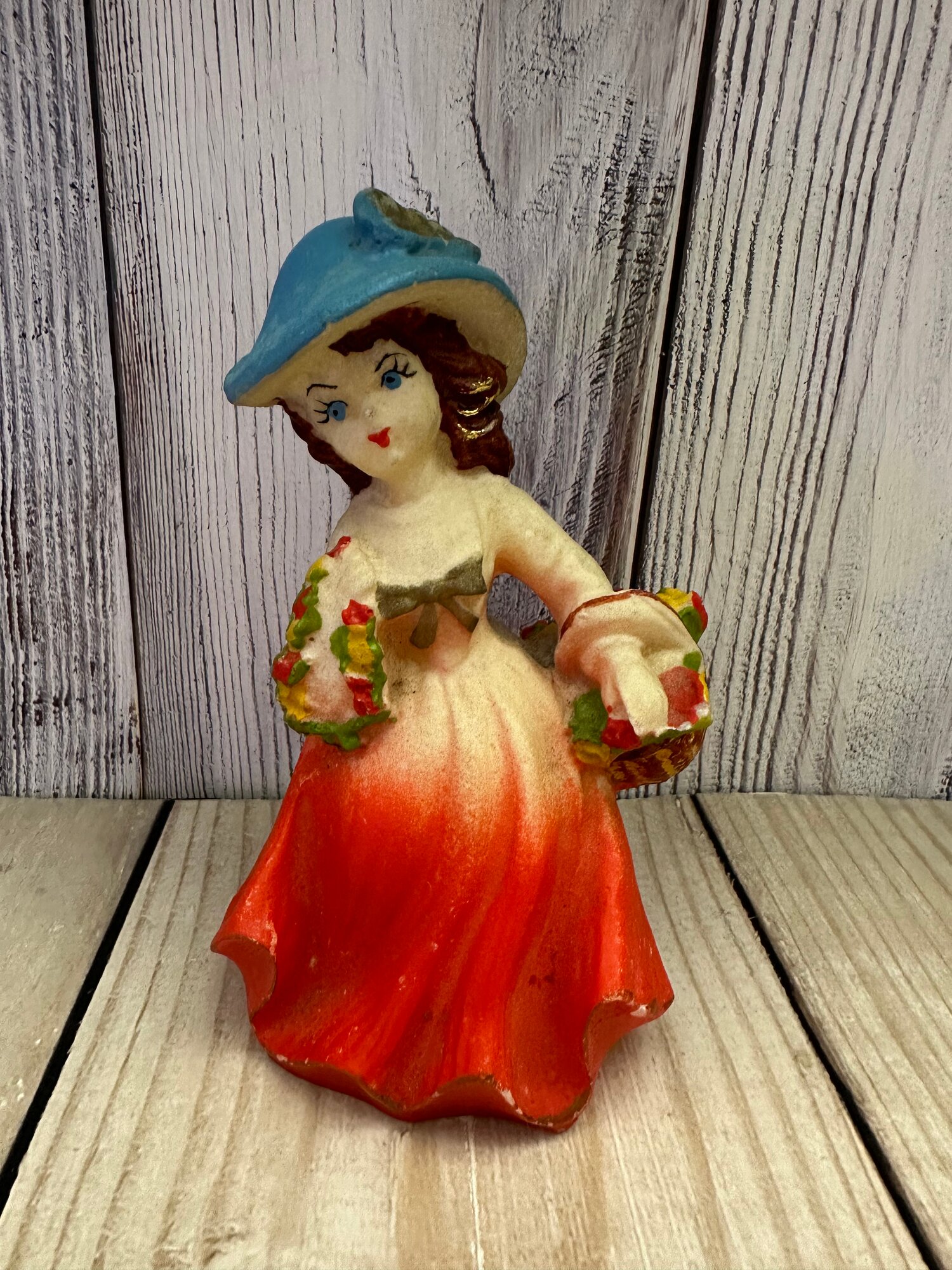 Статуэтка Маленькая Аристократка керамика 1970 годы винтажная интересная