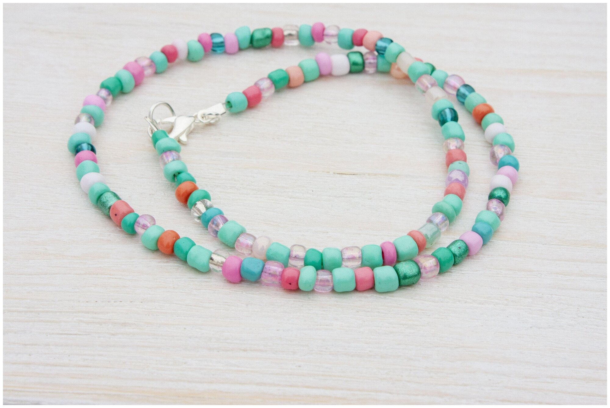 Бусы, бисер