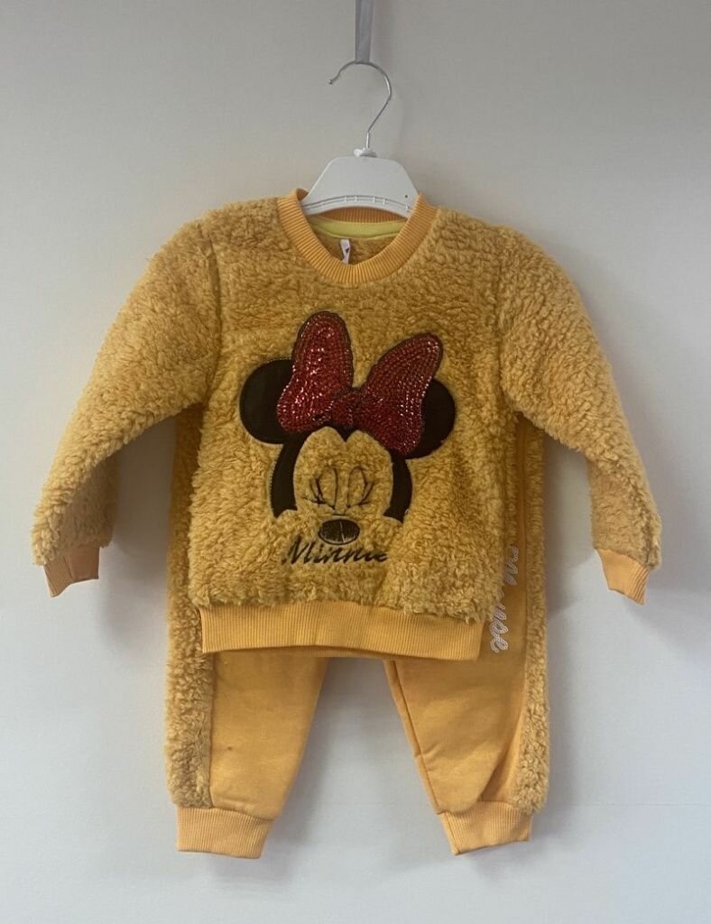 Комплект одежды