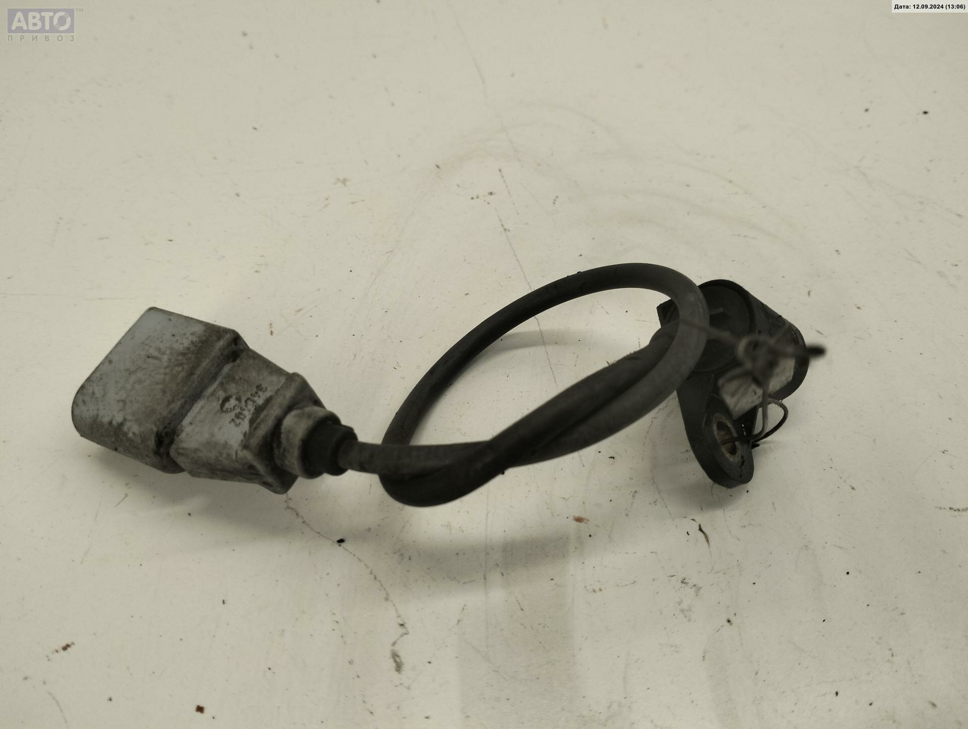 Датчик положения распредвала Volkswagen Golf-5