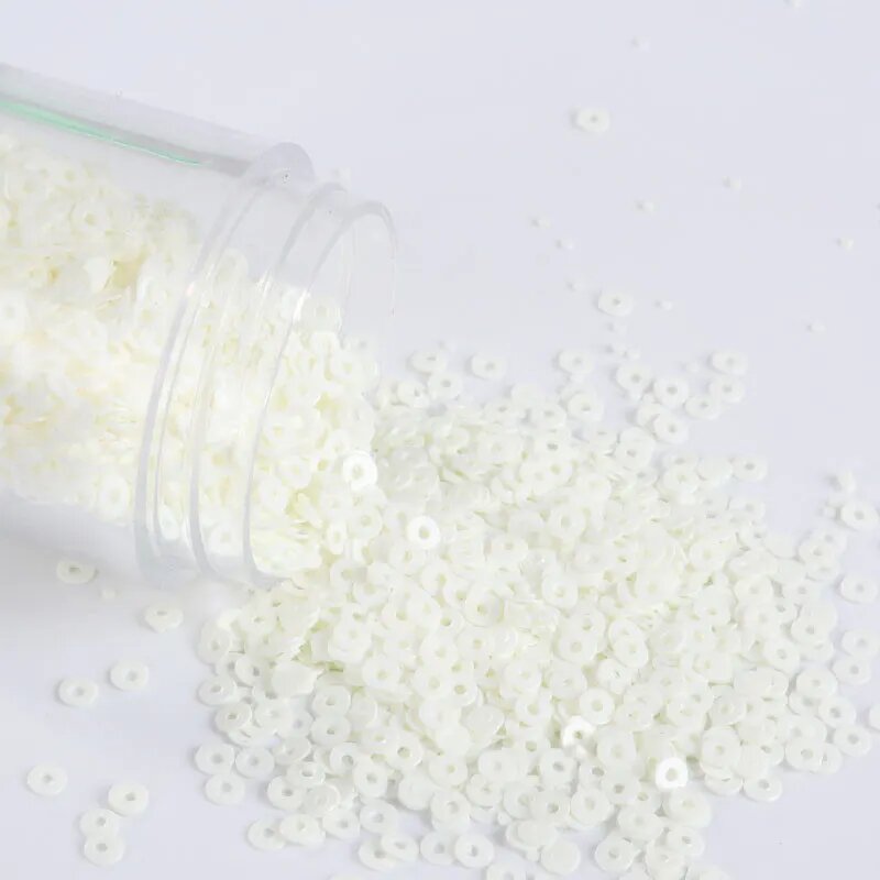 Плоские круглые серебристые блестки isequins 2 мм Белый, Solid Milk