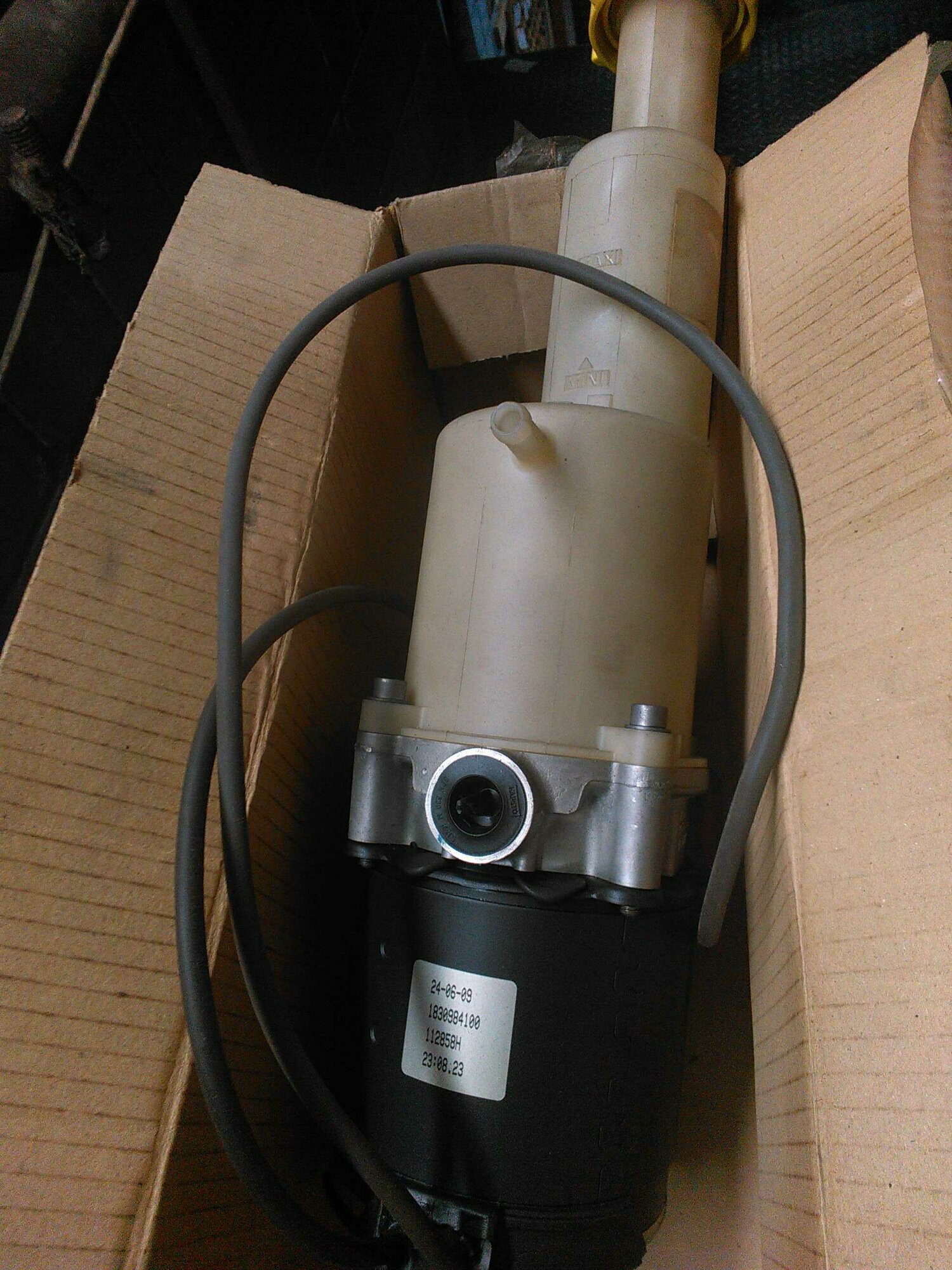 Насос эгур FORD Fiesta 2000-2009