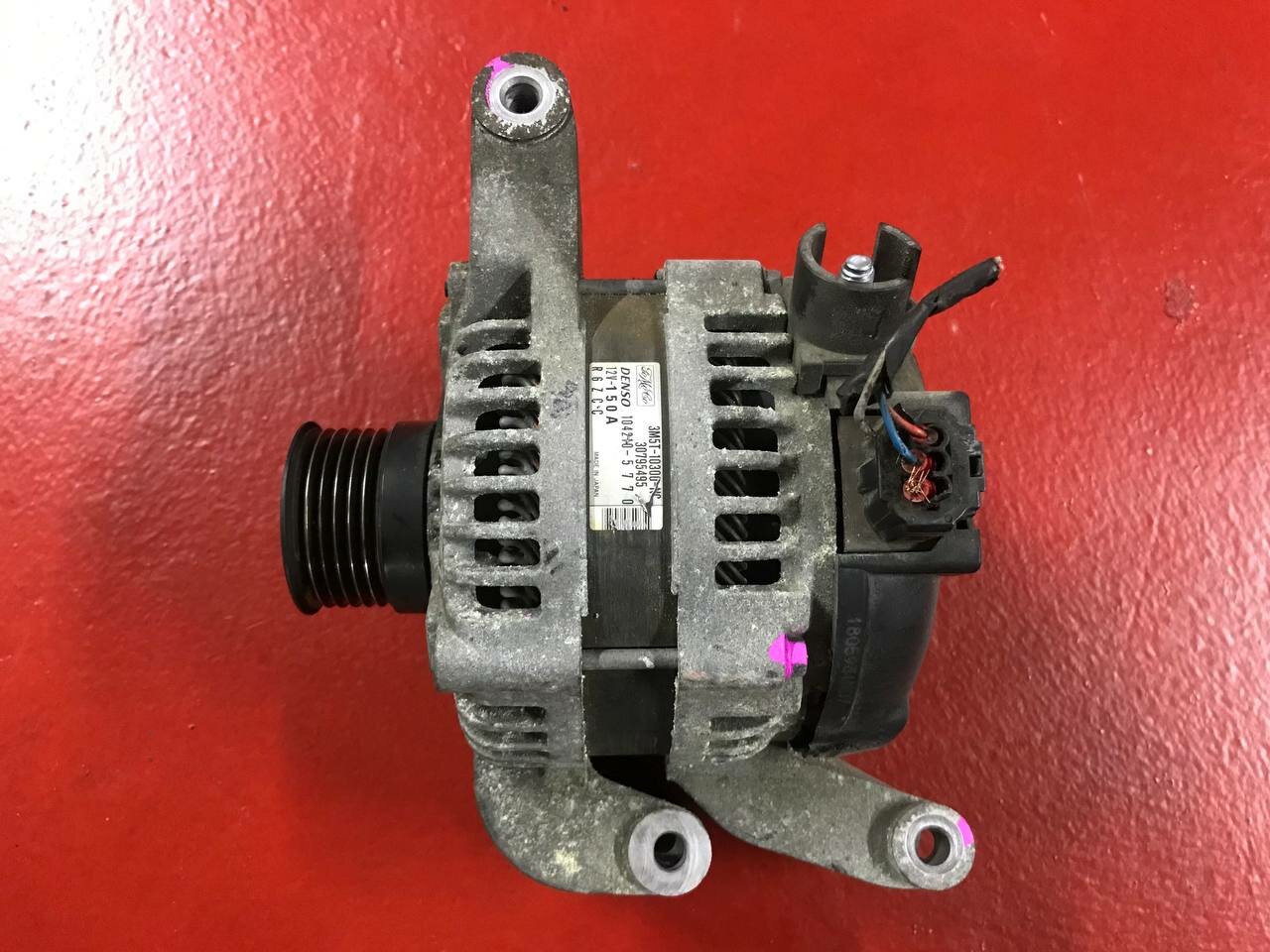 Генератор для а/м Ford Focus II (05-)/C-MAX (07-) 1.8i/2.0i 120A