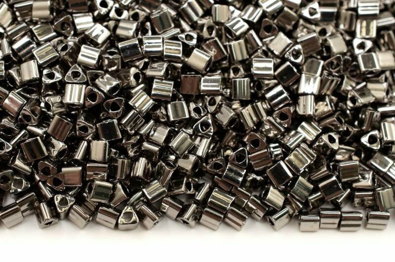 Бисер японский TOHO Triangle треугольный 11/0 #0711 никель, 5 грамм