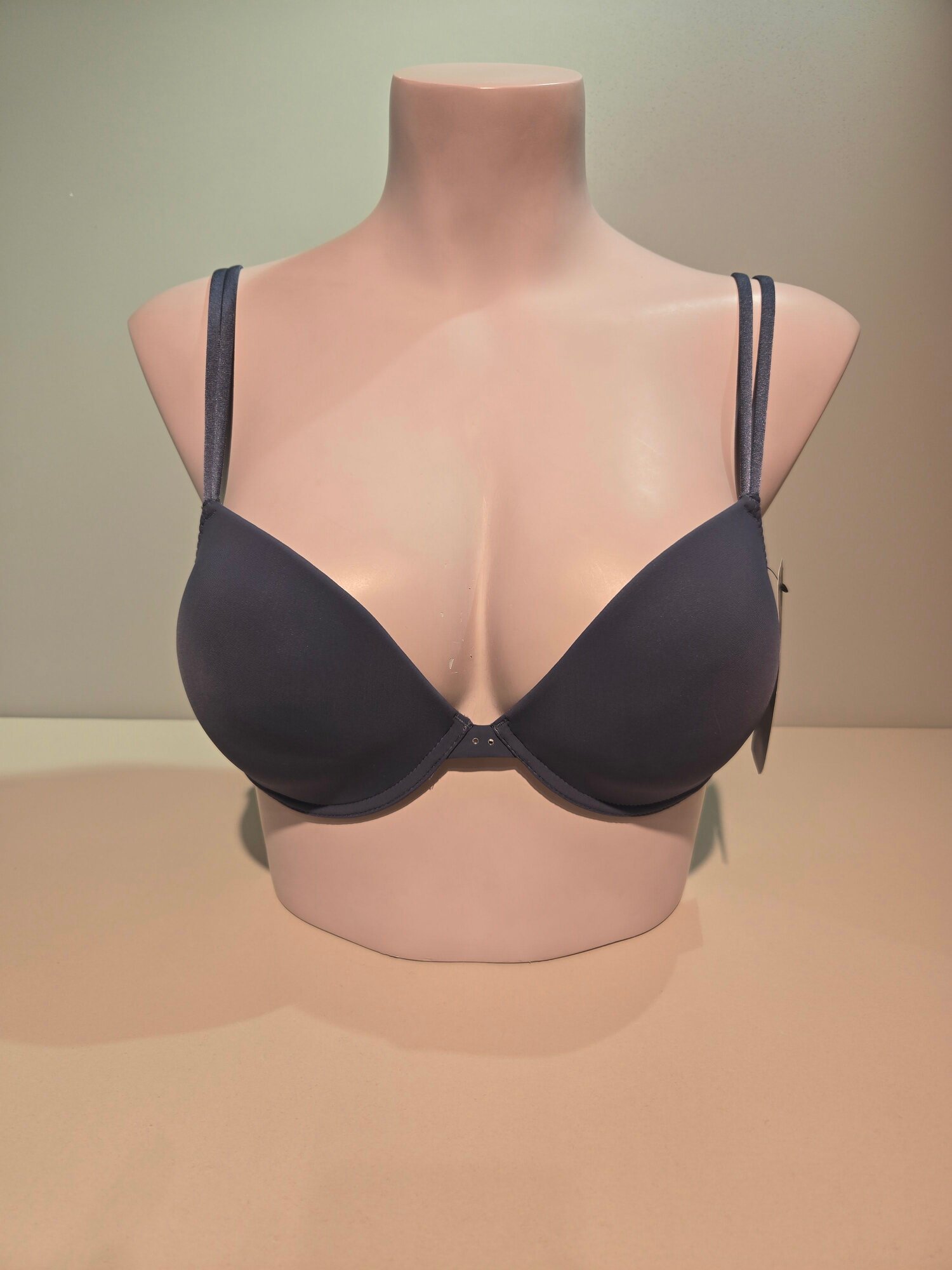 Бюстгальтер-невидимка