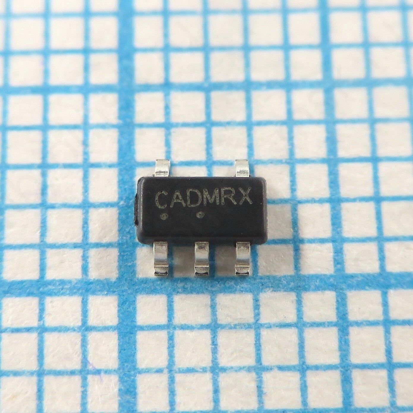 NCP114ASN180T1G caхх 1.8V 0.3A - Линейный стабилизатор с низким падением напряжения