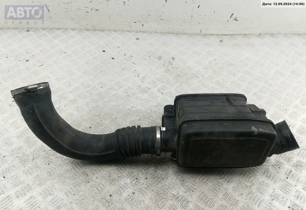 Резонатор воздушного фильтра Ford Scorpio 2 (1994-1998)