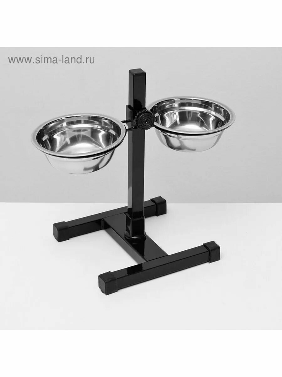 Практическая стойка для кормления с мисками