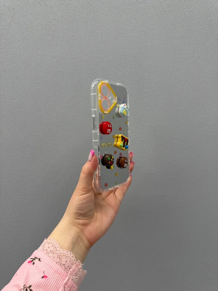 Чехол на Iphone 17, принт "ММDM's" крепкие фигурки, детский. — фото 1