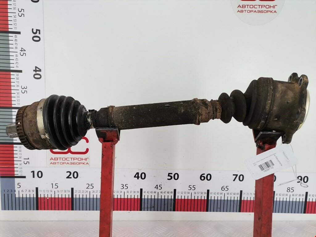 Полуось передняя левая (приводной вал шрус) Audi A4 B5 8D0407271AQ арт. 1608710