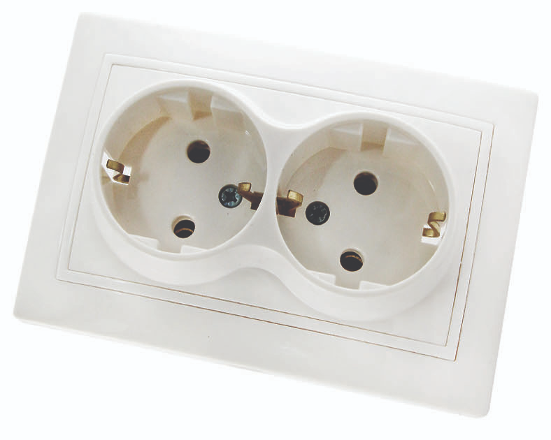 Розетка силовая штепсельная TDM / ТДМ Таймыр, 16А 250В IP20 белый 2П+3 с заземляющим контактом SQ1814-0514 / электрооборудование