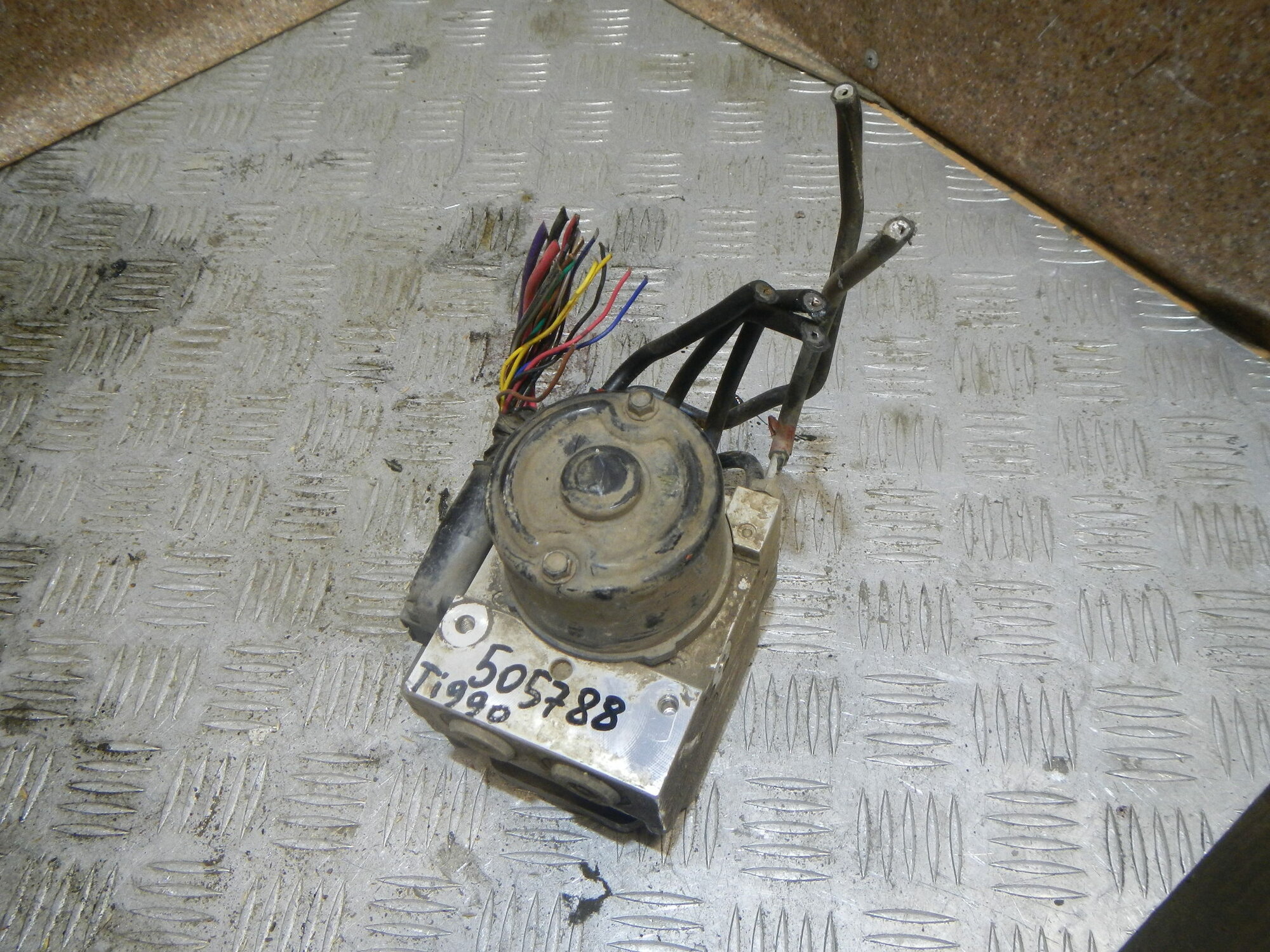 Б/У Блок ABS (насос), Chery (Чери)-TIGGO (T11) (05-16) Chery TIGGO (T11) (05-16) Без видимых повреждений. 505788 CHERY а...