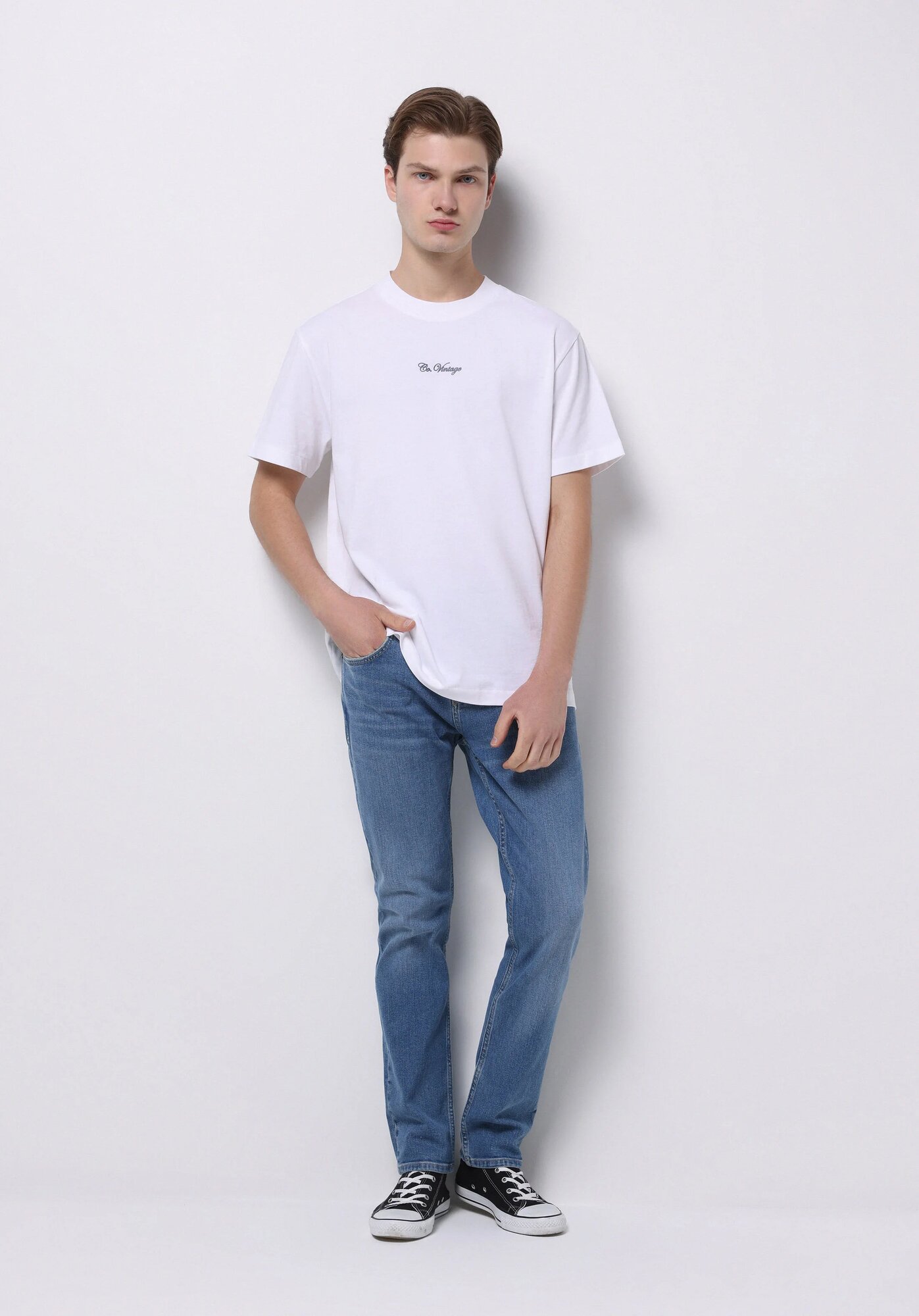 Джинсы зауженные 044 KARL Straight Fit 