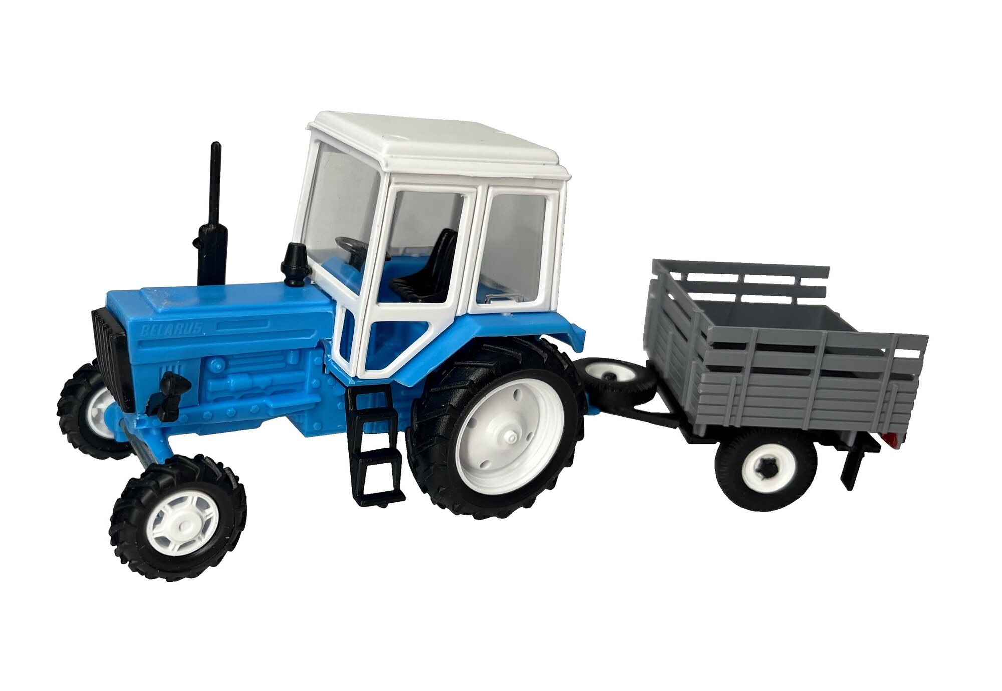 Трактор МТЗ-82 пластмасса синий белая кабина с прицепом с/х 1:43