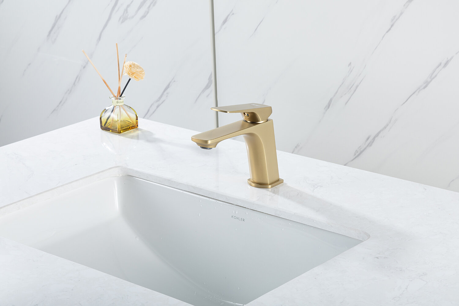 Смеситель для раковины умывальника в ванну / ванную Frap F1087-3 золотой сатин