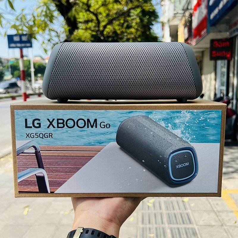Беспроводная портативная Bluetooth-колонка LG XBOOM GO XG5
