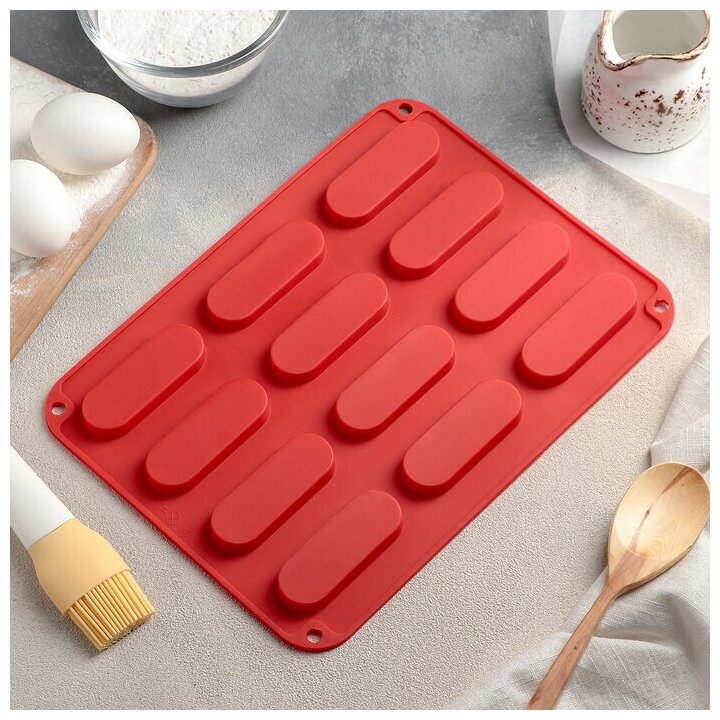 Форма силиконовая для выпечки Доляна «Эклер», 28×21×1 см, 12 ячеек (7,6×2,7×1 см), цвет микс, 1436155