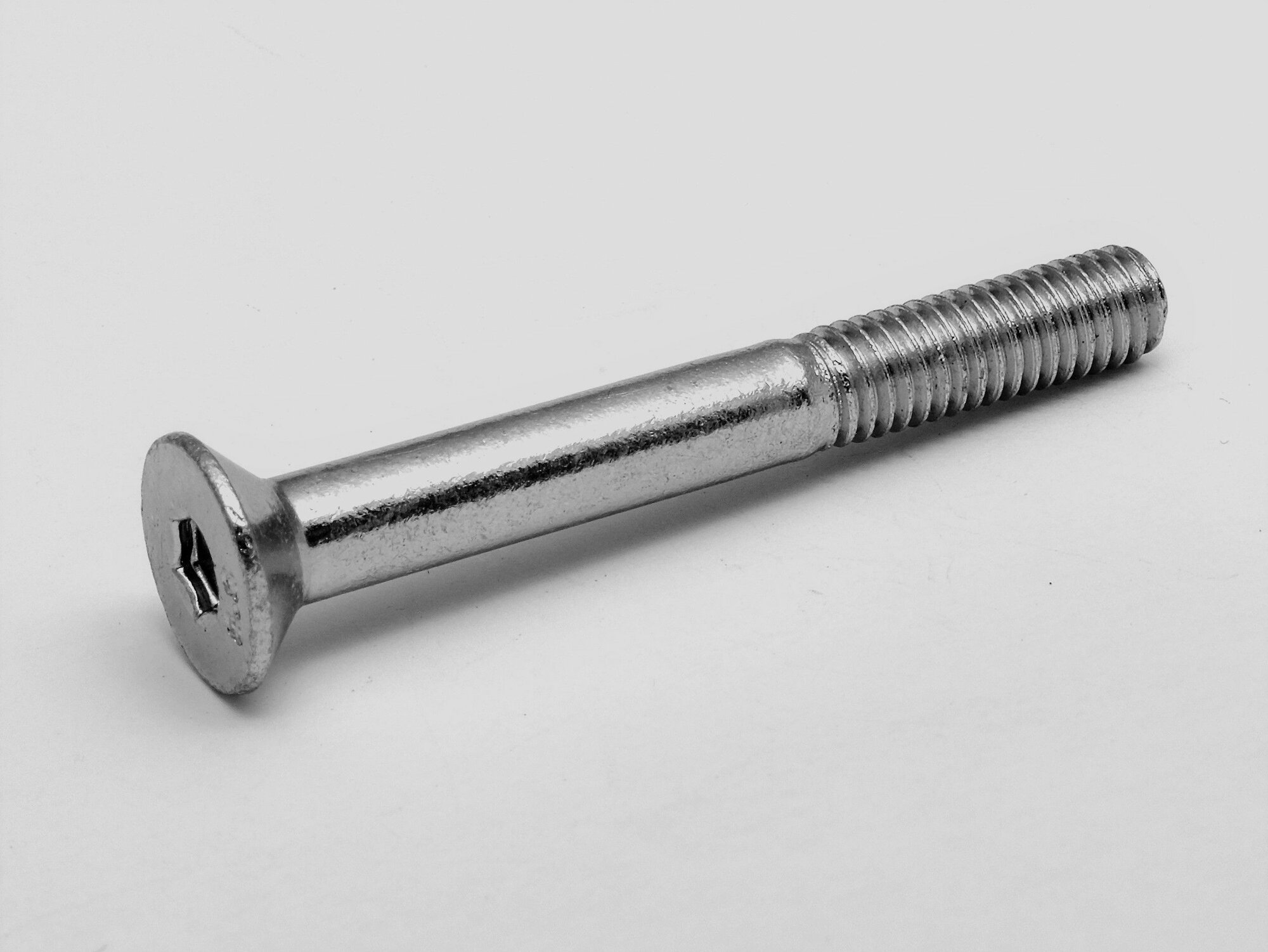 Винт с потайн. гол. и внутренним шест. М6 х50 DIN 7991, L32 / 20 шт / соберизавод