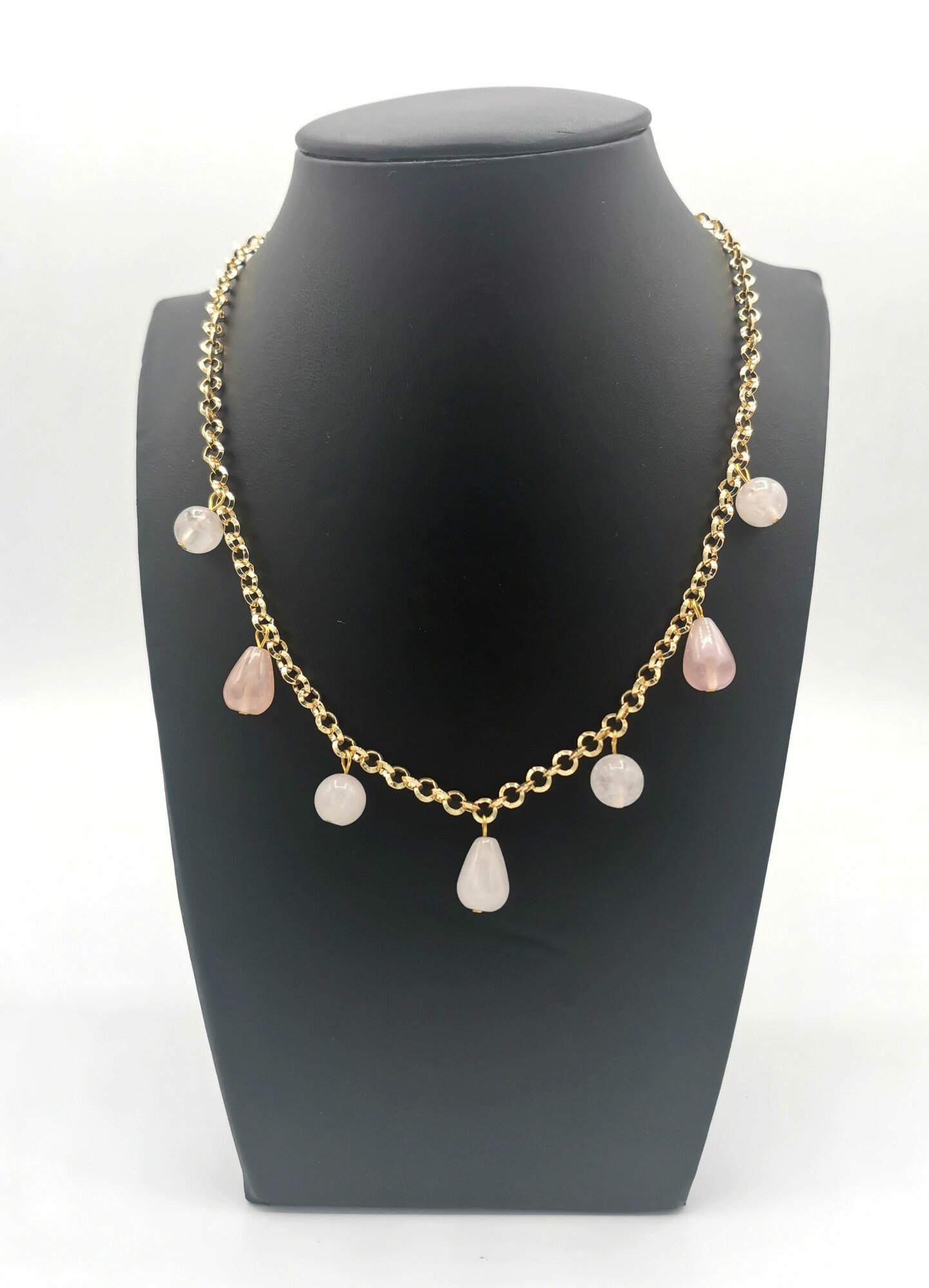 Колье, кварц