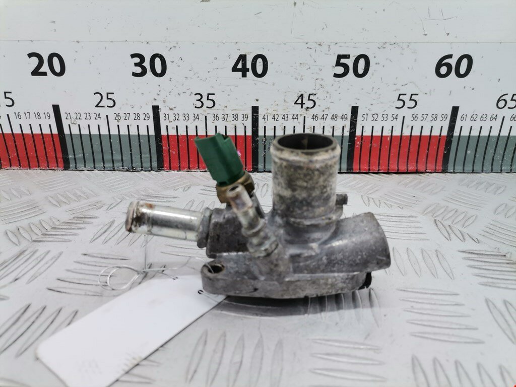 Корпус термостата Fiat Punto 3 Grande Punto (199/310) 55202176 арт. 1916310