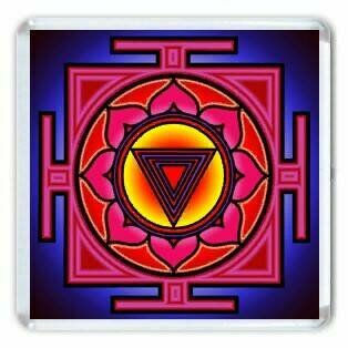 MA004 Магнит кали Янтра (пластик, 6,5см. х 6,5см.), 1 шт.